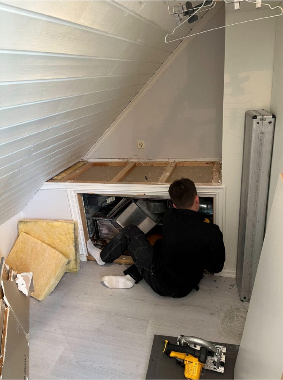 Replacing the ventilation unit - Worn and rusty system - True vision